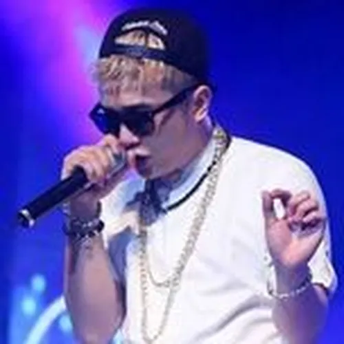 Ca Sĩ Yanbi: Sự Nghiệp, Scandal, Thu Cuối Và Những Bí Mật Chưa Kể